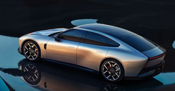 Έρχεται η δεύτερη γενιά του ηλεκτρικού Xpeng P7 | Top Gear Greece