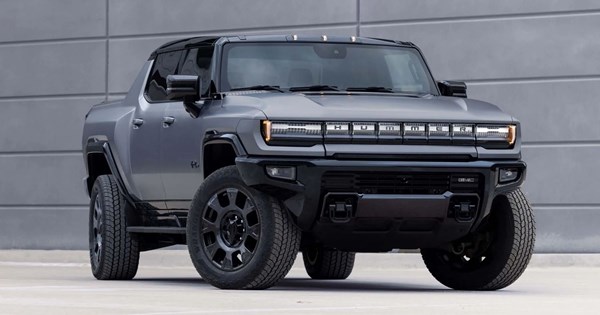 Το νέο Hummer EV έρχεται με επιτάχυνση hypercar | Top Gear Greece