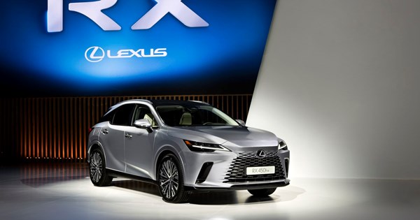 Νέα γενιά Lexus RX: Ανανέωση σε εμφάνιση και τεχνολογία | Top Gear Greece