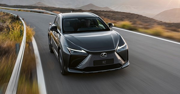 Video - Lexus RZ450e και Black Panther Wakanda Forever | Top Gear Greece