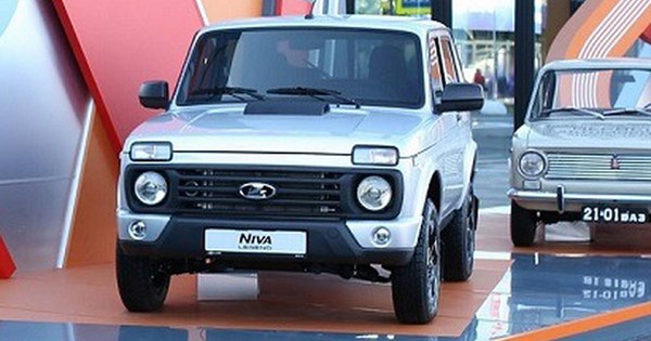 Επιτέλους το Lada Niva αποκτά αερόσακο οδηγού | Top Gear Greece